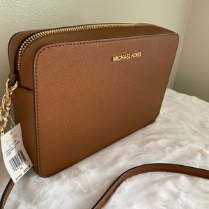 Michael Kors | Bags | Mk Jet Set Crossbody | Poshmark